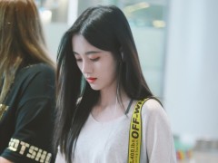 Although Ju Jingyi is not tall, she can wear high-waist pants and can ...
