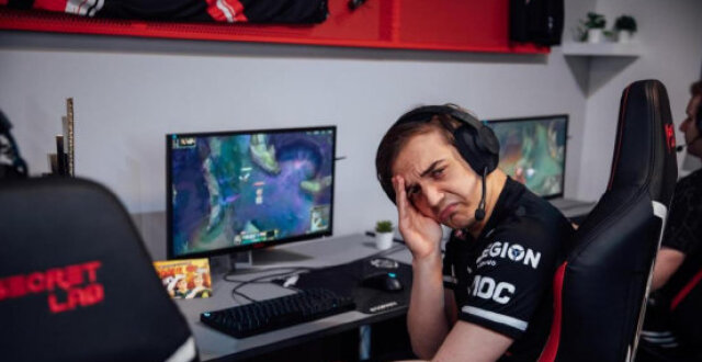 Rekkless开始营业了 G2更推：当辅助抢走你的炮车_腾讯新闻