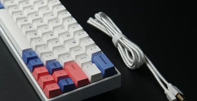 一川客制化YC64无线机械键盘开箱体验_腾讯新闻