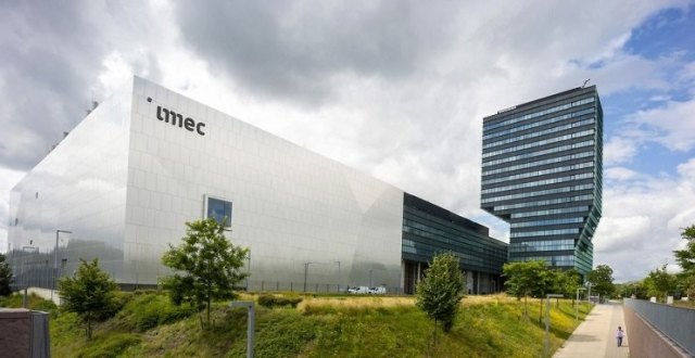 将芯片节点缩小至1nm以下！彭博社对话IMEC CEO_腾讯新闻