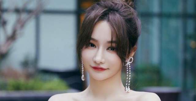 虎牙参展CJ，Miss担任逛展推荐官引起期待，其实看点不止于此_腾讯新闻