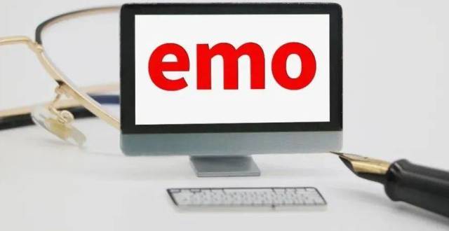 今天，你 emo 了吗？这个今年特别火的词到底是什么意思！_腾讯新闻