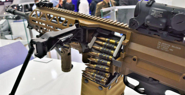 FN公司首次公开展出EVOLYS机枪 两种口径 超轻设计针对特种作战_腾讯新闻