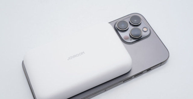 内置英集芯IP5568主控兼具小巧续航，机乐堂磁吸无线充移动电源拆解_腾讯新闻