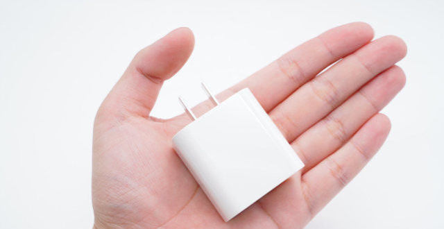 古石科技20W充电器拆解_腾讯新闻