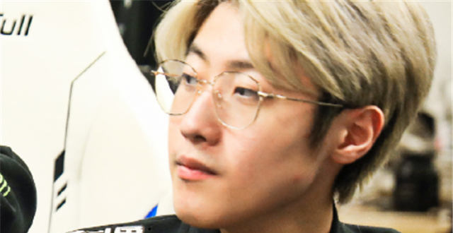 他还是忘不了兄弟LOL，左手再提zhuo：如果只能带一个人我会选他_腾讯新闻