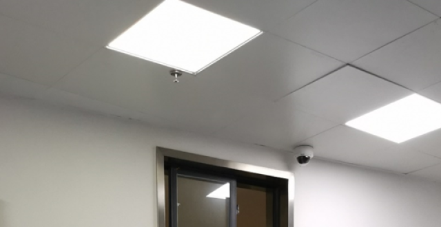 西藏航空TV9833航班追踪：事故原因正在调查中 部分伤员送至重医三院_腾讯新闻