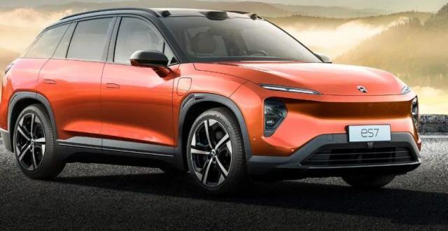 比蔚来ES6多花8万买ES7，究竟值不值？_腾讯新闻