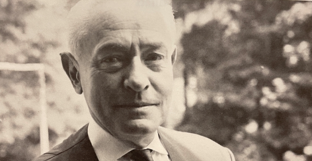 王丁｜福克司先生百廿年祭_腾讯新闻