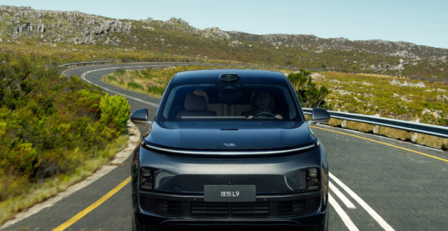 李想：理想纯电车型充电 10 分钟续航 400 公里_腾讯新闻