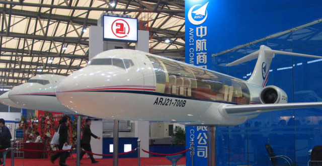 外媒：全球首架全电动支线飞机完成试飞_腾讯新闻