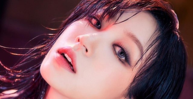 30岁韩国女星Hani，充满迷人气息的身材，浓厚的烟熏妆炫耀性感美_腾讯新闻