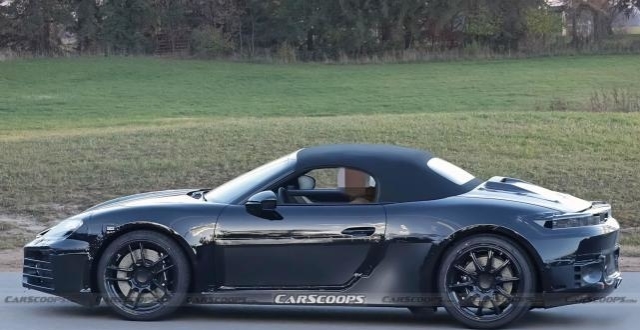 纯电动小跑车第一弹？全新保时捷718 EV测试谍照曝光_腾讯新闻