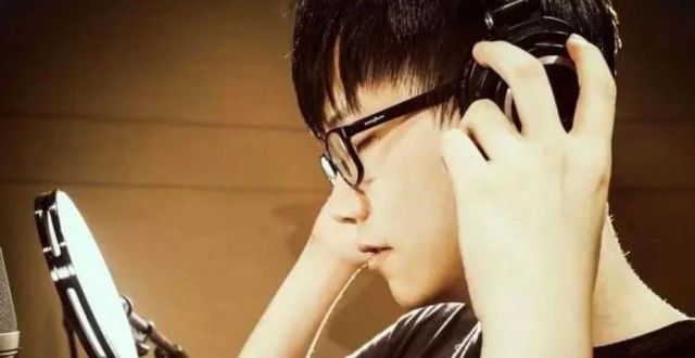 DOTA2：yyf和09现在的关系怎么样，他在直播中一语道破玄机_腾讯新闻