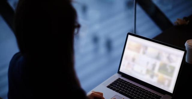 CNNIC发布第42次中国互联网报告：中国网民规模首超8亿_腾讯新闻