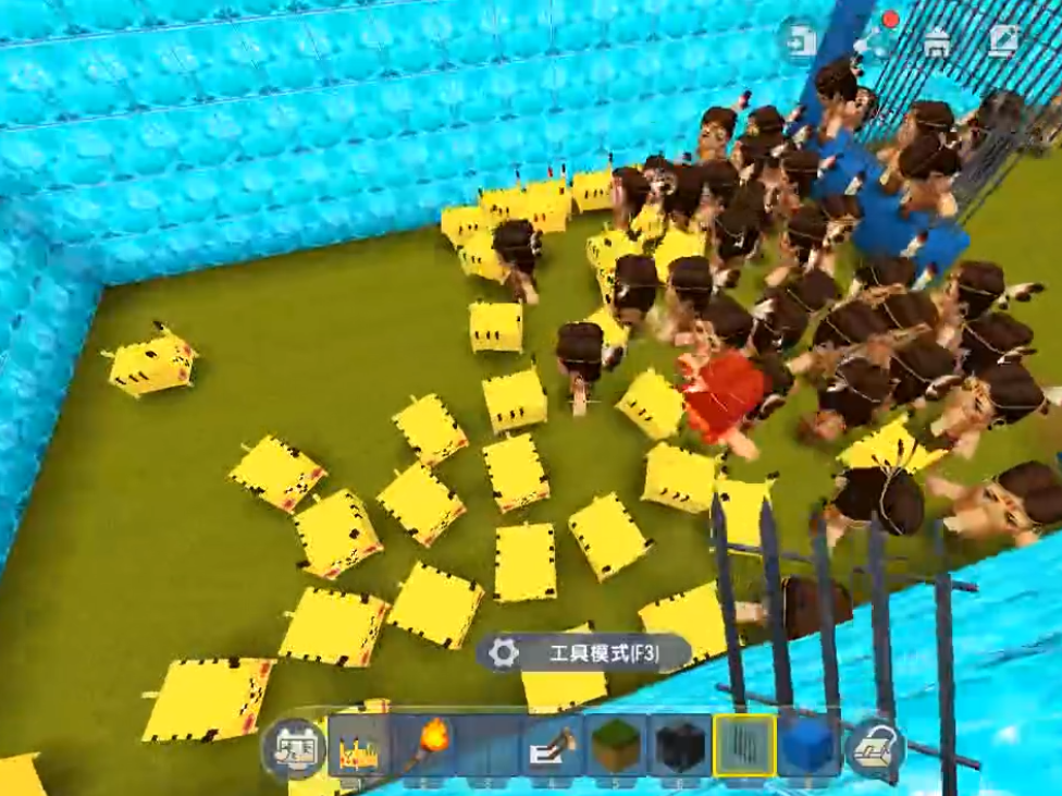 迷你世界：100只皮卡丘VS100卡卡，30秒就分出了胜负！