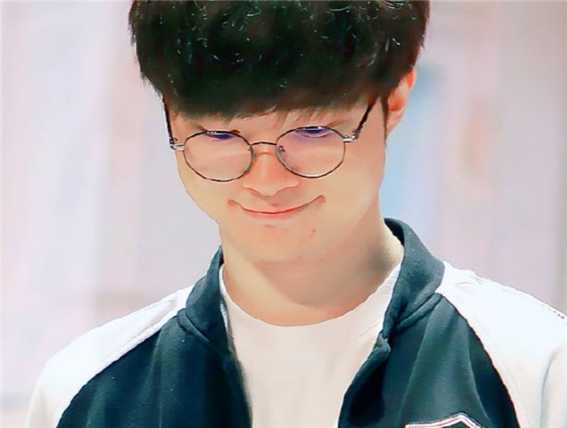 Faker首提转会条件，能满足的实在太少！宁愿降薪也不离开skt？