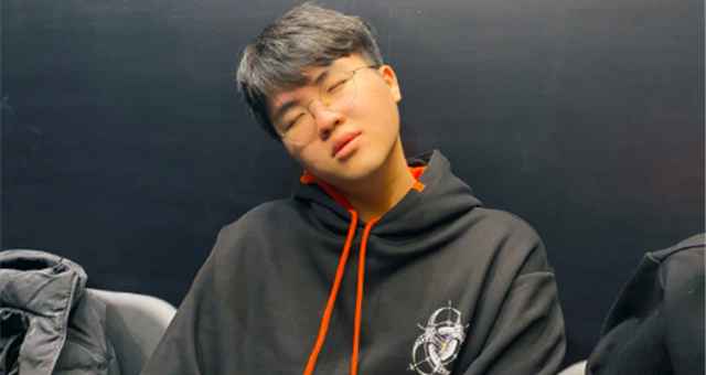 PDD曝姿态恋爱经历：他也曾是ssr，直到遇上一个比他大10岁的女人