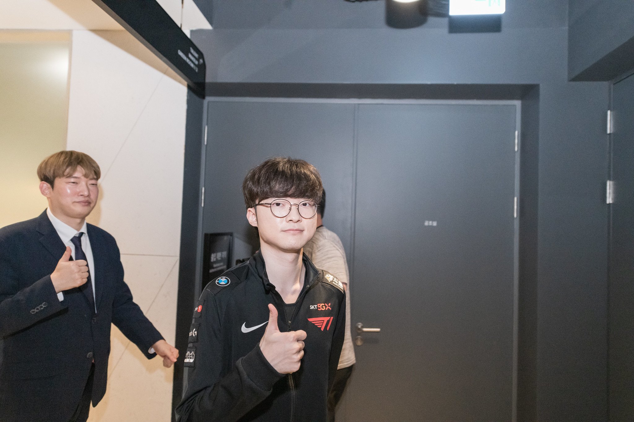 T1中单clozer：Faker是值得尊敬的选手，代替他上场像做梦一样