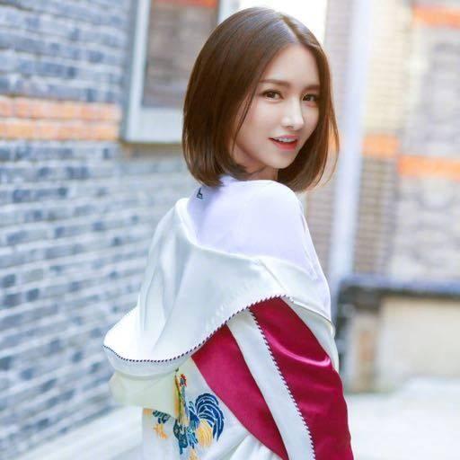 Miss魅力丝毫未减！神秘土豪狂刷54万，大小姐回应令粉丝点赞！