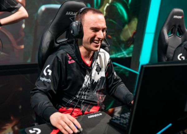 FNC等了874天战胜G2！决赛时被G2重拳出击：3比0横扫