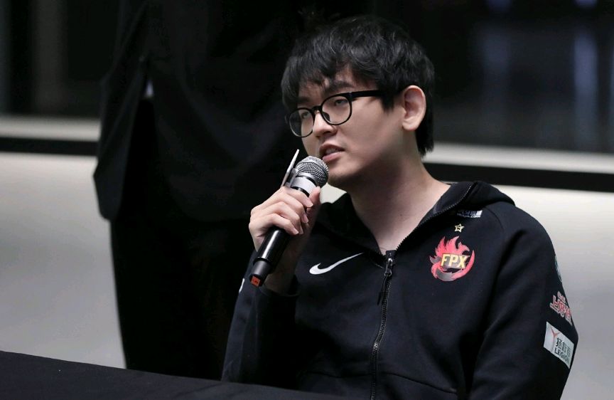 Gimgoon：我本该没有名气的结束自己职业生涯，很感谢FPX队友