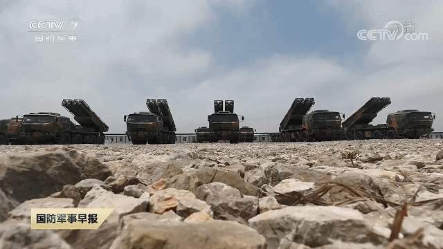 火箭批发！中国新型PHL-191换弹画面曝光，相比PHL-03A有哪些进步_腾讯新闻