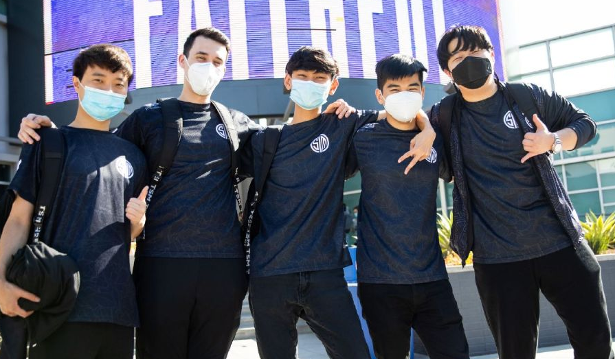 继G2后，TSM也正式宣布重建，喊话各大赛区：2022必将是TSM之年