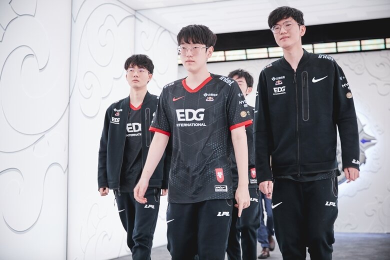 国外网友热议EDG晋级四强：打破八强魔咒，但LPL没机会击败LCK了