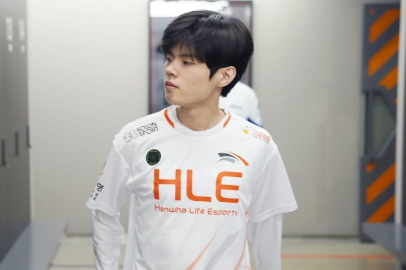 “职业生涯最后1年”，Deft直播吐露心声：希望能去打亚运会！对新队伍很满意