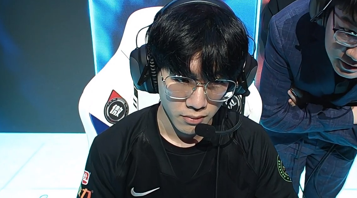 TheShy与Rookie数据对比图火了，两人九项数据第一，观众直呼离谱