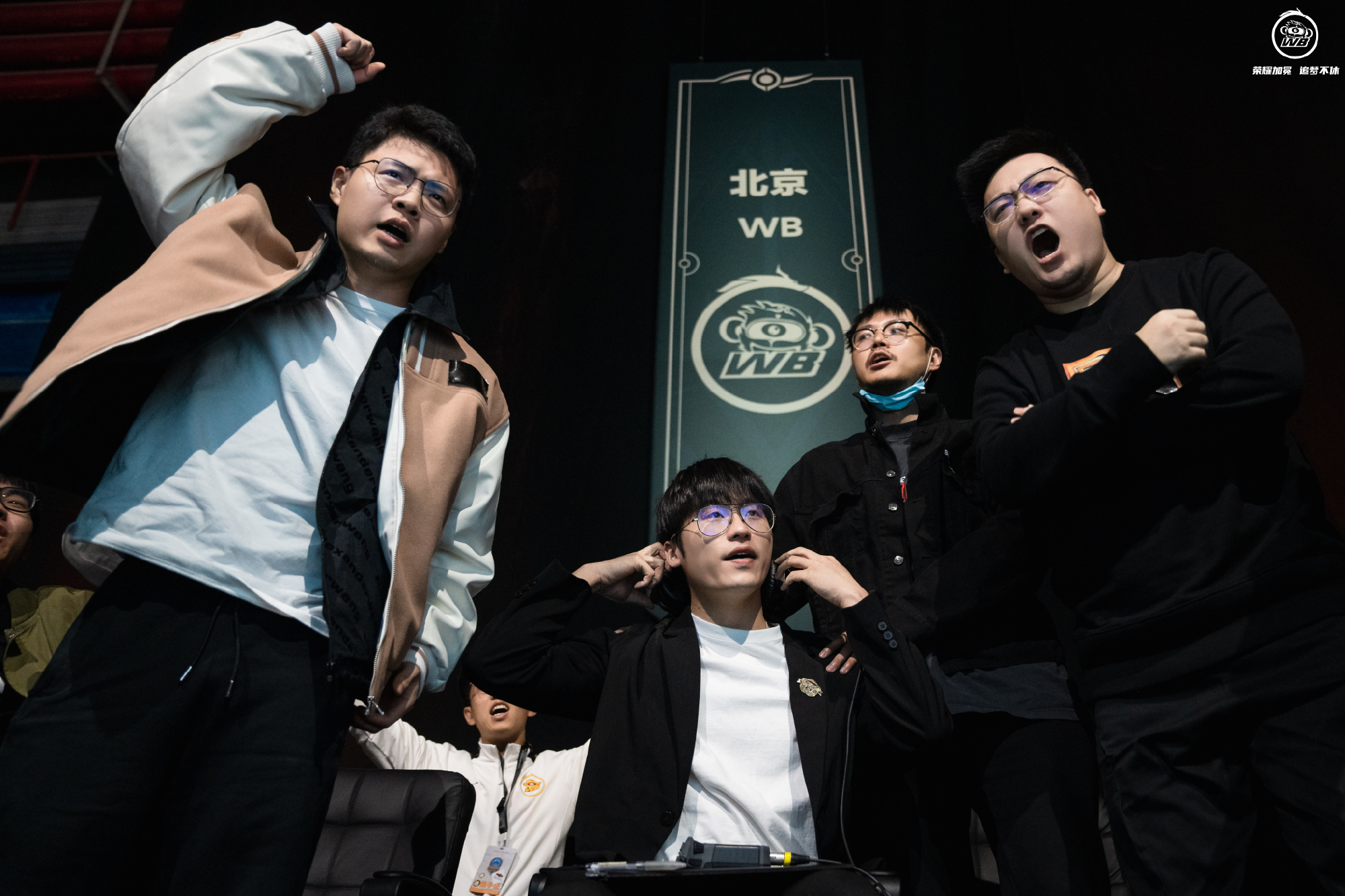 WB失败后，贝克曼发文回应，没有不信任暖阳，粉丝别过分解读