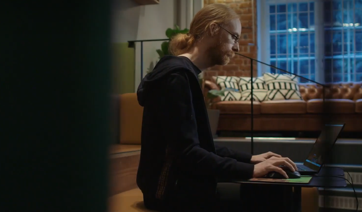 《我的世界》2022开发者大会：Jeb的胡子果然白了！中文挺溜啊！