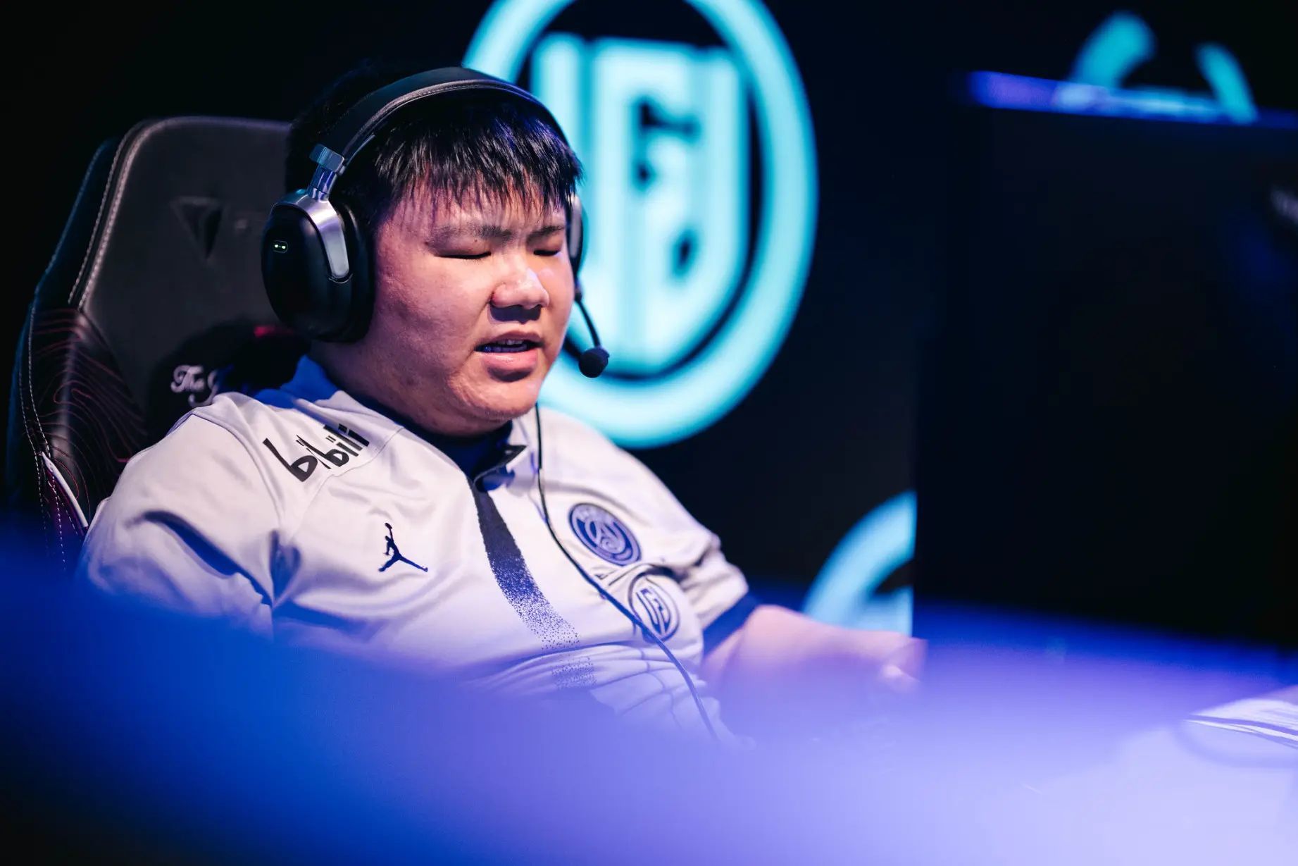 【DOTA2】新科冠军中单Nine称：Topson一直是我的学习对象