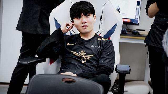 小天确认续约TES，Rookie也有望加盟TES，新赛季继续搏至无憾？