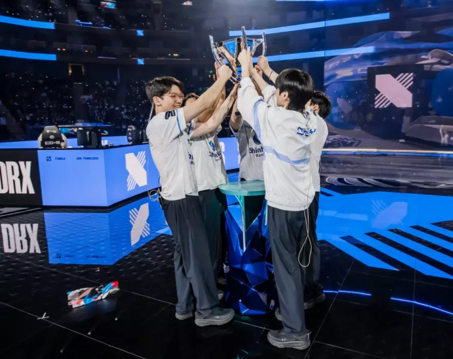 LPL选手真的断档了？今年转会期都在内耗，Bin竟是最新的天才选手