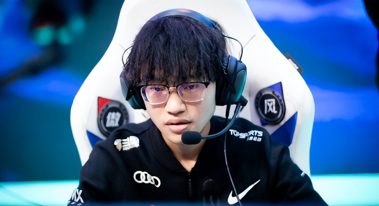 TES阵容已经确定，JKL直播口无遮拦，粉丝为他捏了一把汗