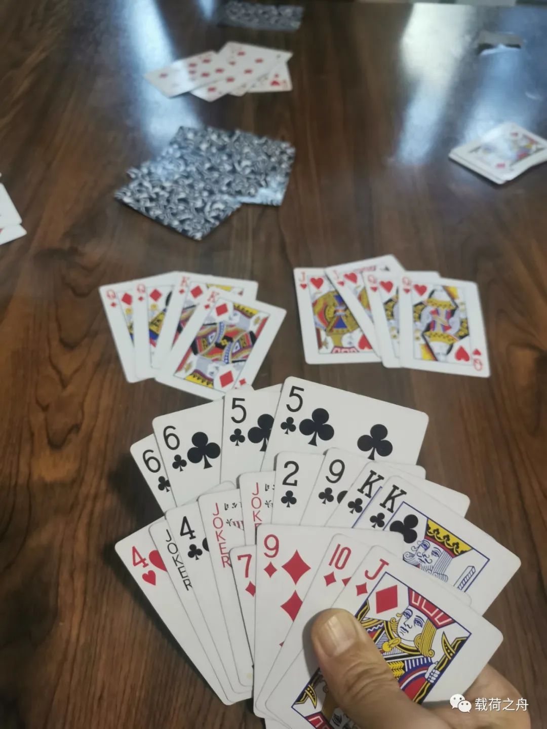 扑克里J、Q、K画的都是谁？