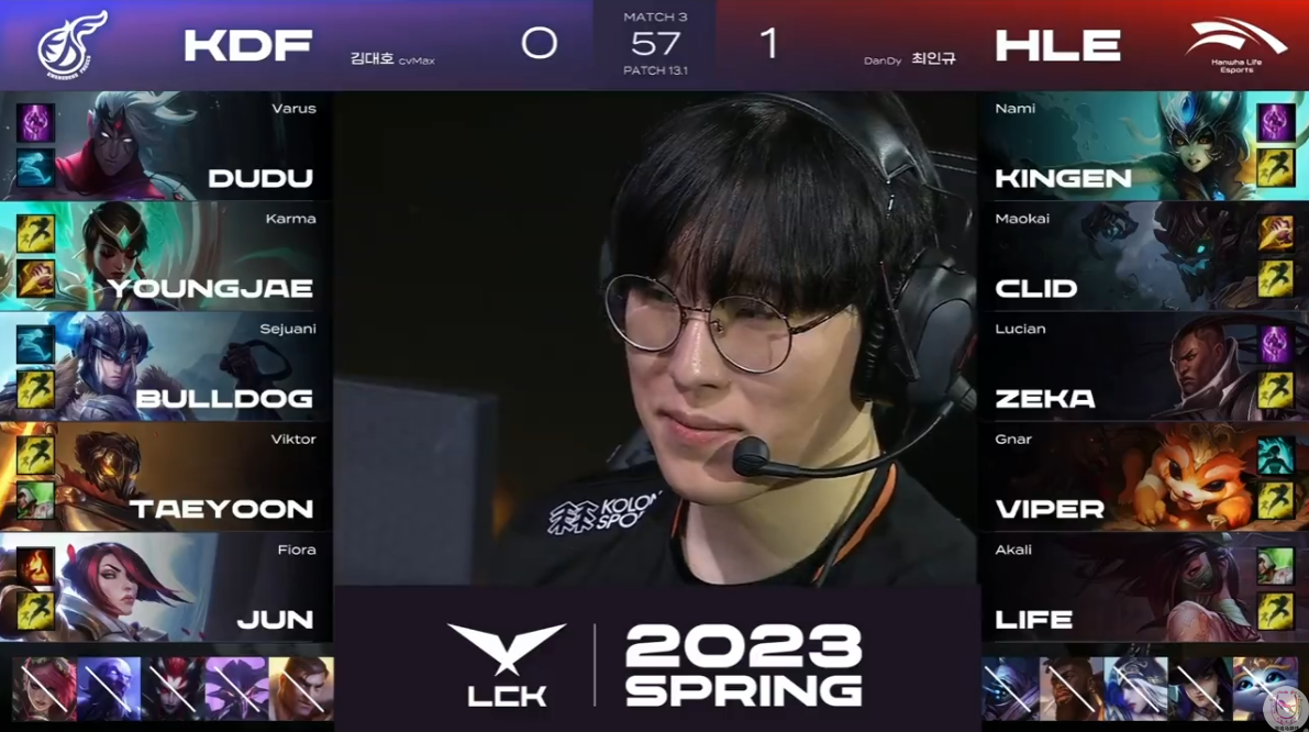 Zeka打出总冠军价值！招牌英雄阿卡丽堵泉水3杀