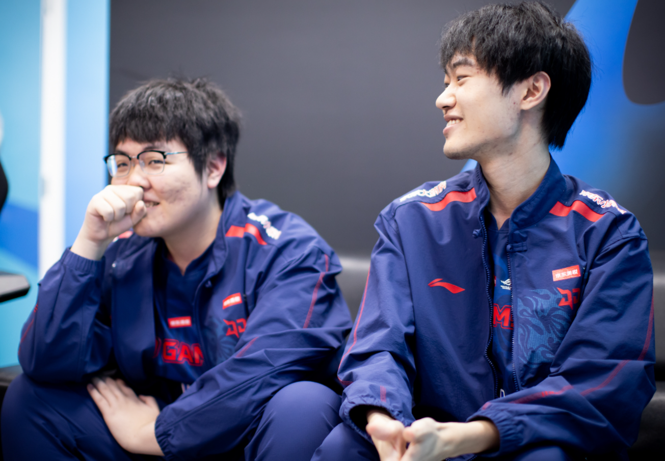 JDG四连胜！队伍磨合越来越好！LPL谁能阻挡这支豪华战舰？