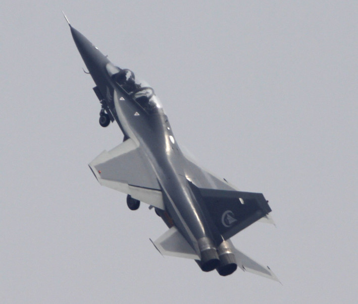 乌克兰媒体爆料与中国谈判引进L15“猎鹰”还要买全套生产线——上海热线军事频道