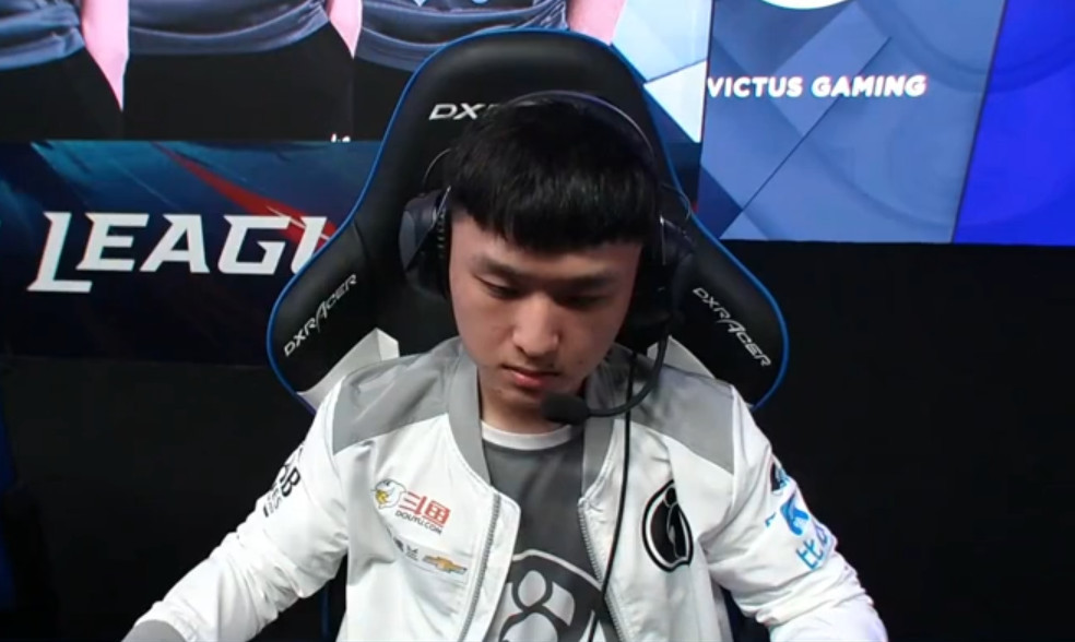 《英雄联盟》：Lucas被下放回IG二队，宝蓝稳坐首发