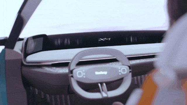 延锋XiM25智能座舱 | 从“一车一配到一人一舱”_腾讯新闻