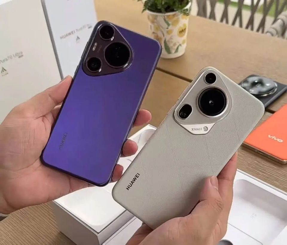 华为 Pura70 Ultra/Pro 上手对比！除了可伸缩镜头，还有这些亮点_腾讯新闻