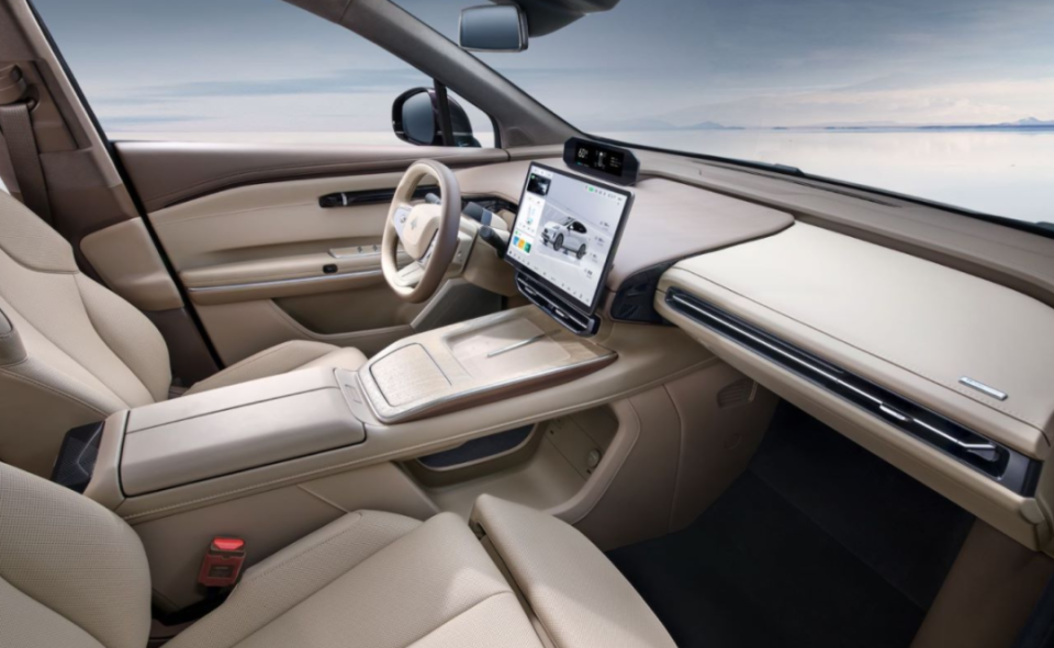 鸥翼门+800V 5C超充，昊铂HT 22万就能“起飞”？_腾讯新闻