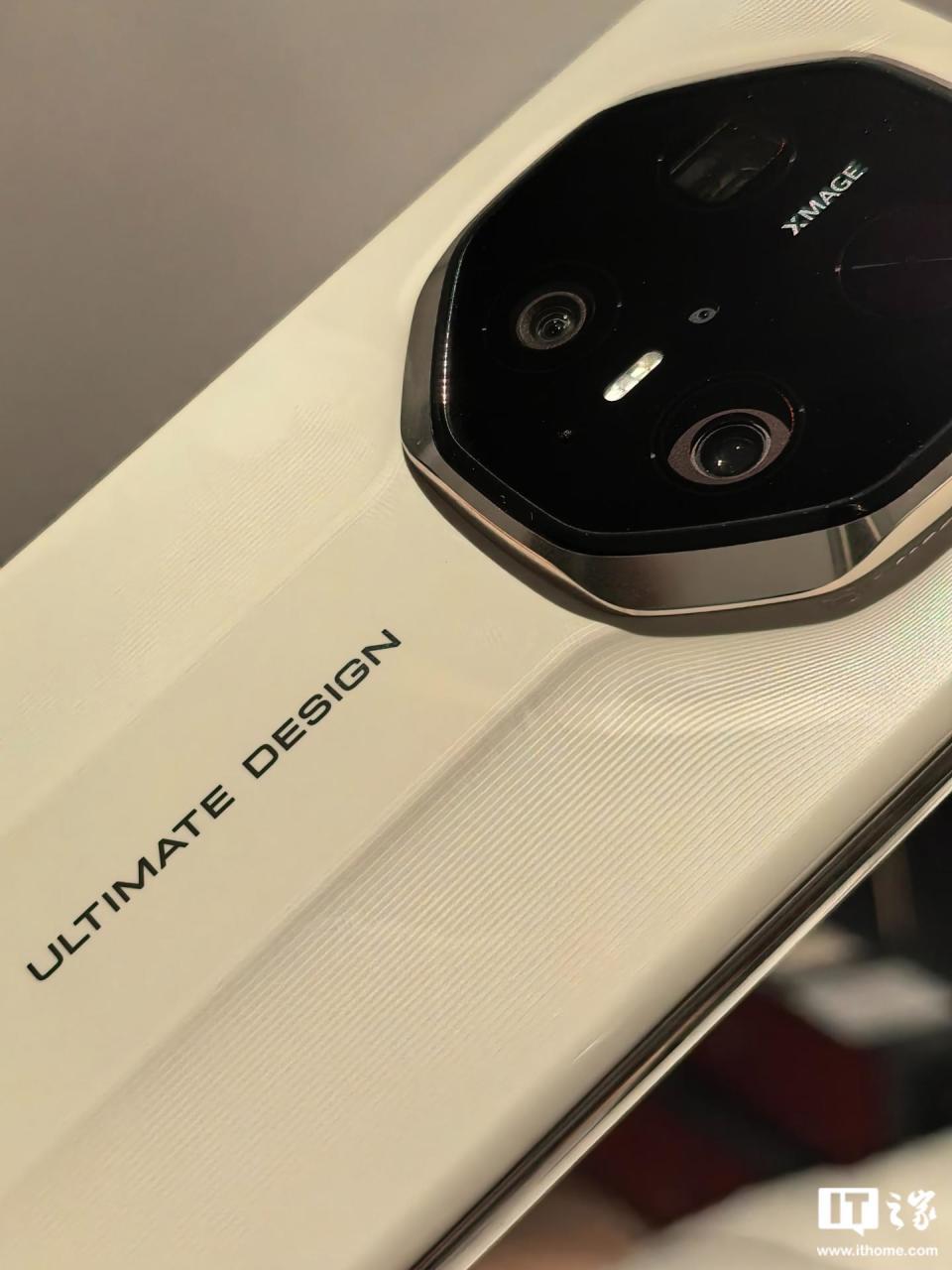 华为 Mate70 RS 非凡大师、Mate70 Pro+实拍：史上最强大Mate！_腾讯新闻