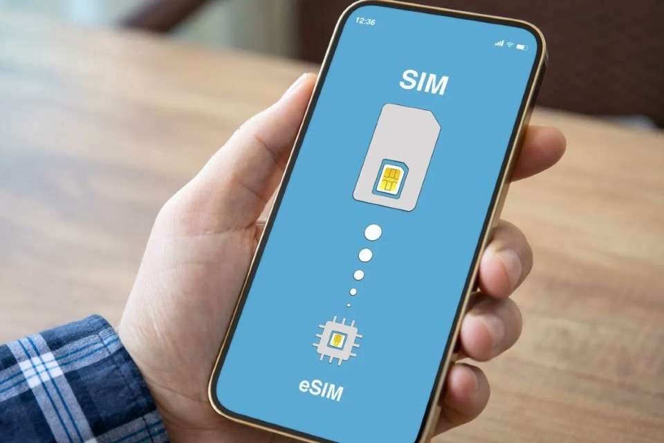 加速淘汰实体SIM卡！消息称欧盟市场iPhone 17将默认采用eSIM_腾讯新闻