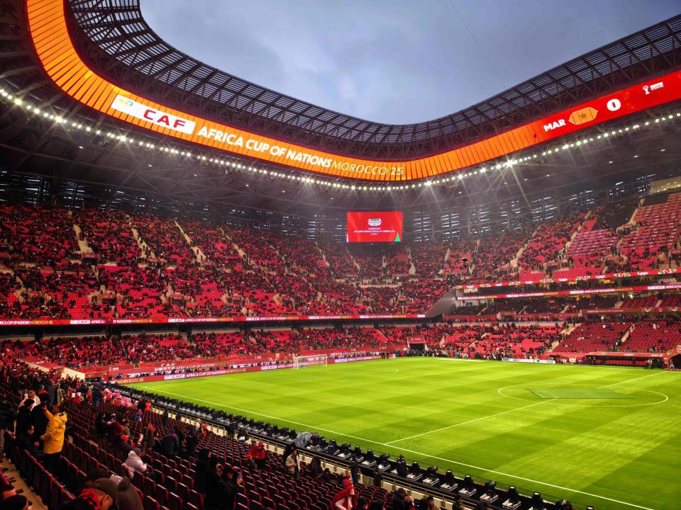 “非洲之王”传音的自我进化：文化融入、实用AI、长期主义_腾讯新闻