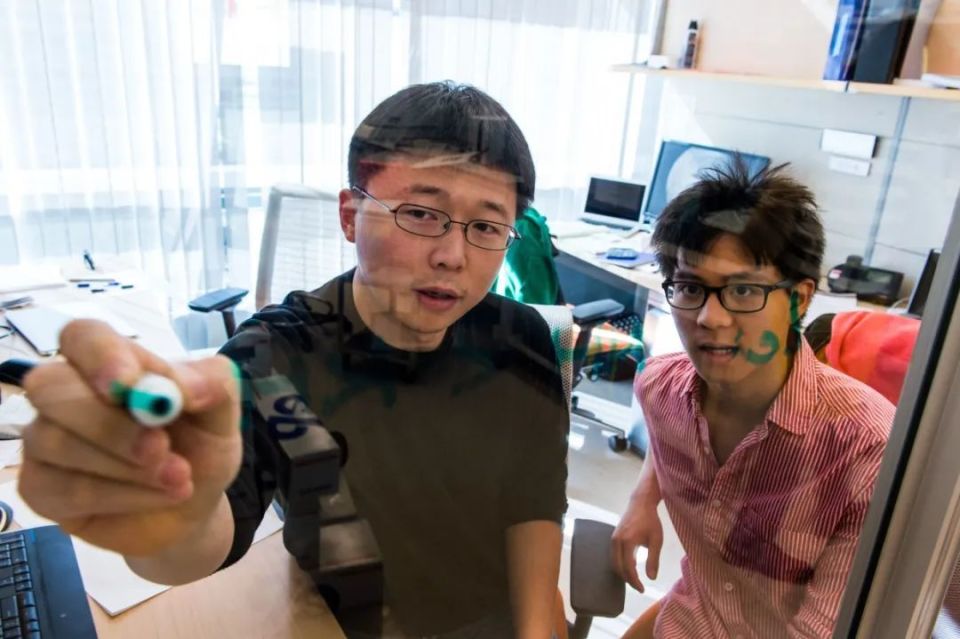 青出于蓝！张锋的学生Patrick Hsu连发2篇Nature，推出基于“桥RNA”的全新基因编辑技术_腾讯新闻