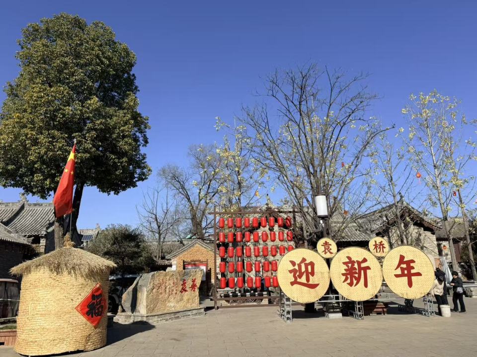 河南六百年古村全员“演技派”：驴狗皆有“戏”_腾讯新闻